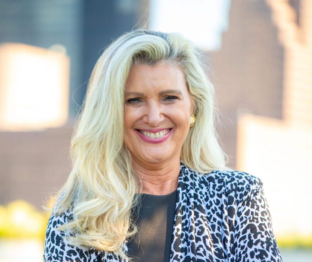 Sandy Aronds - Apex Realtors